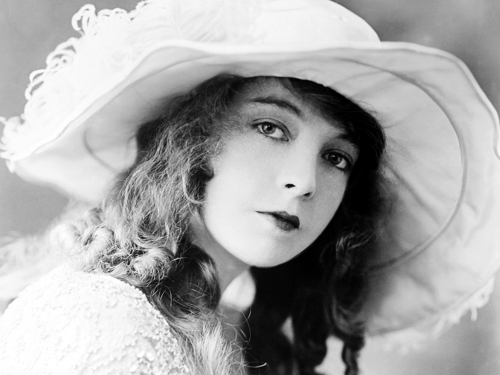 All Classics: Lillian Gish