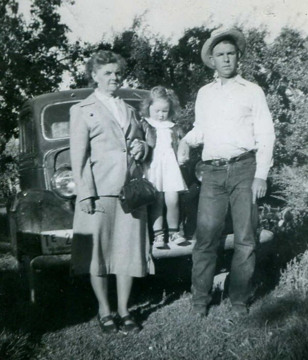 3 Sisters Family History: Clara Adell Thomas