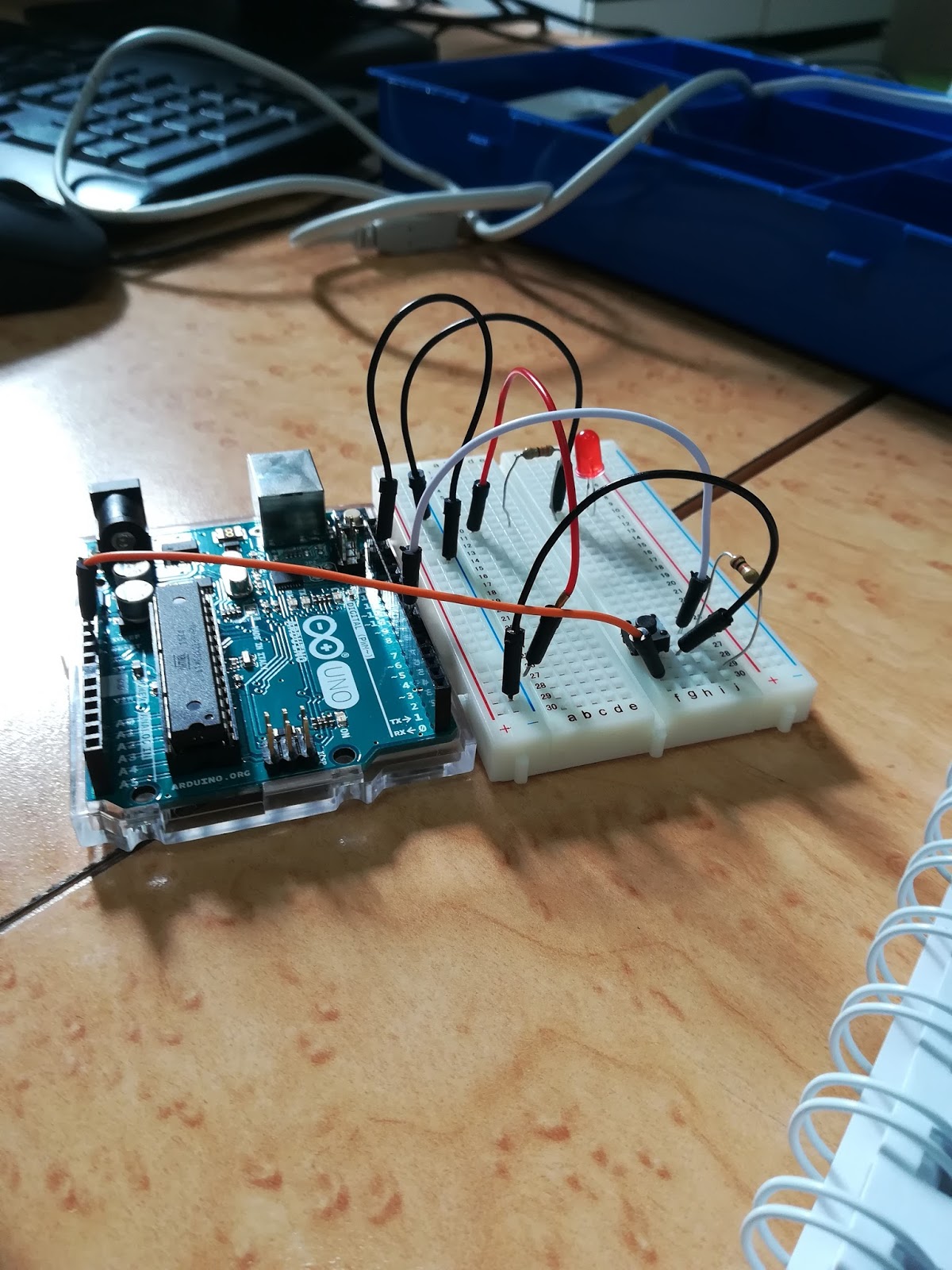 PORTFOLIO DE TPR: PRÁCTICA Nº 3 ARDUINO: CONTROLAR UN LED CON UN PULSADOR