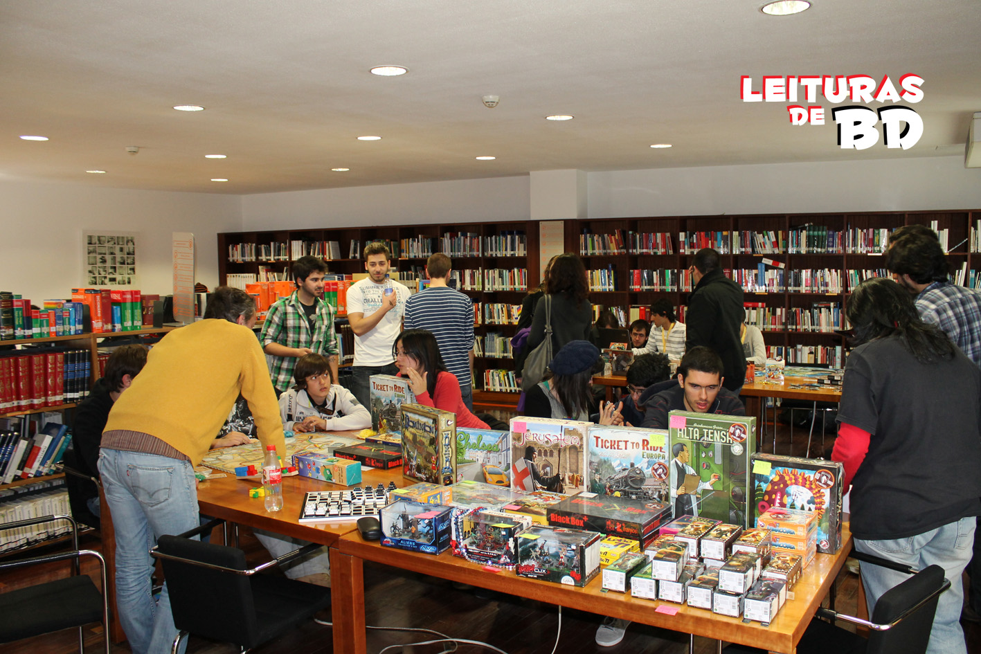 Leituras de BD/ Reading Comics: Anicomics Lisboa 2012:Photoshoot (2ª ...