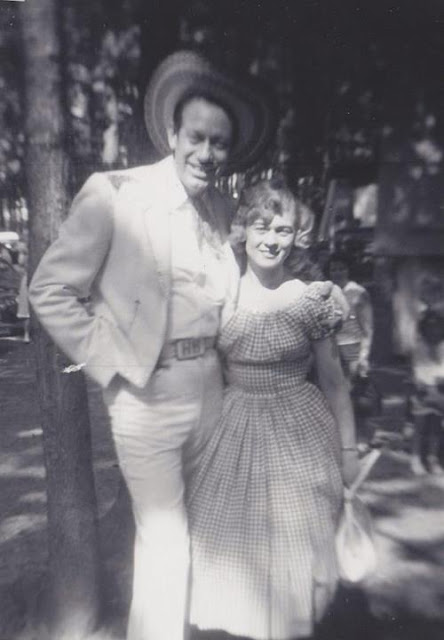 Let's Keep the 50's Spirit Alive!: Hawkshaw Hawkins and Jean Shepard