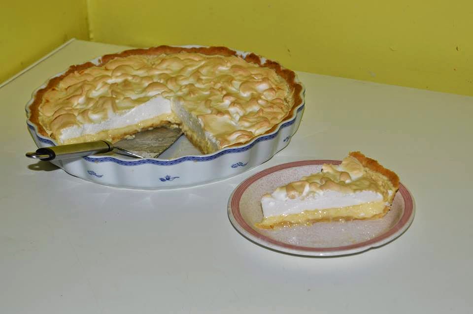 There is always a reason to bake: Sidrunikook beseekattega