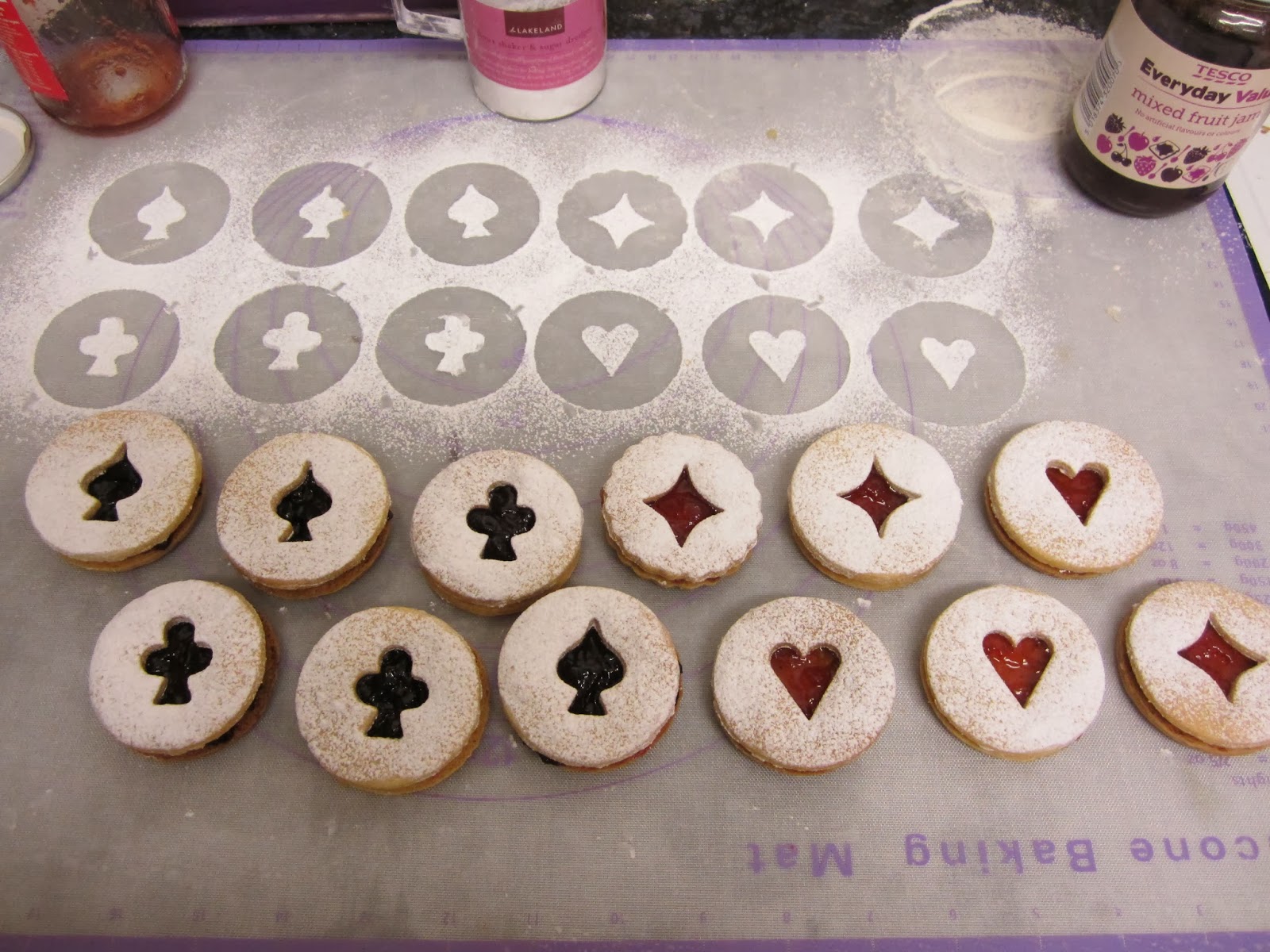What Katy baked next...: Playing Card Shortbread Cookies