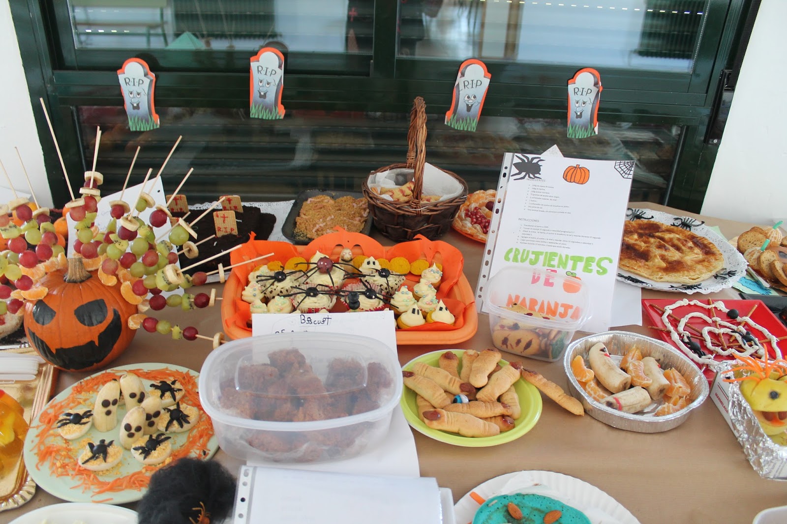 PRIMARY: HALLOWEEN PARTY AT SCHOOL