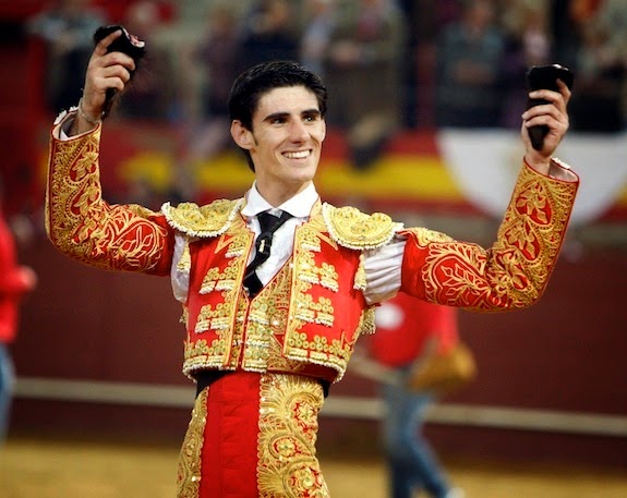 スペイン, 言語, 文学, 映画, 闘牛,＋雑学: Víctor Barrio のインタビュー及び4年前の大勝利(5 orejas)