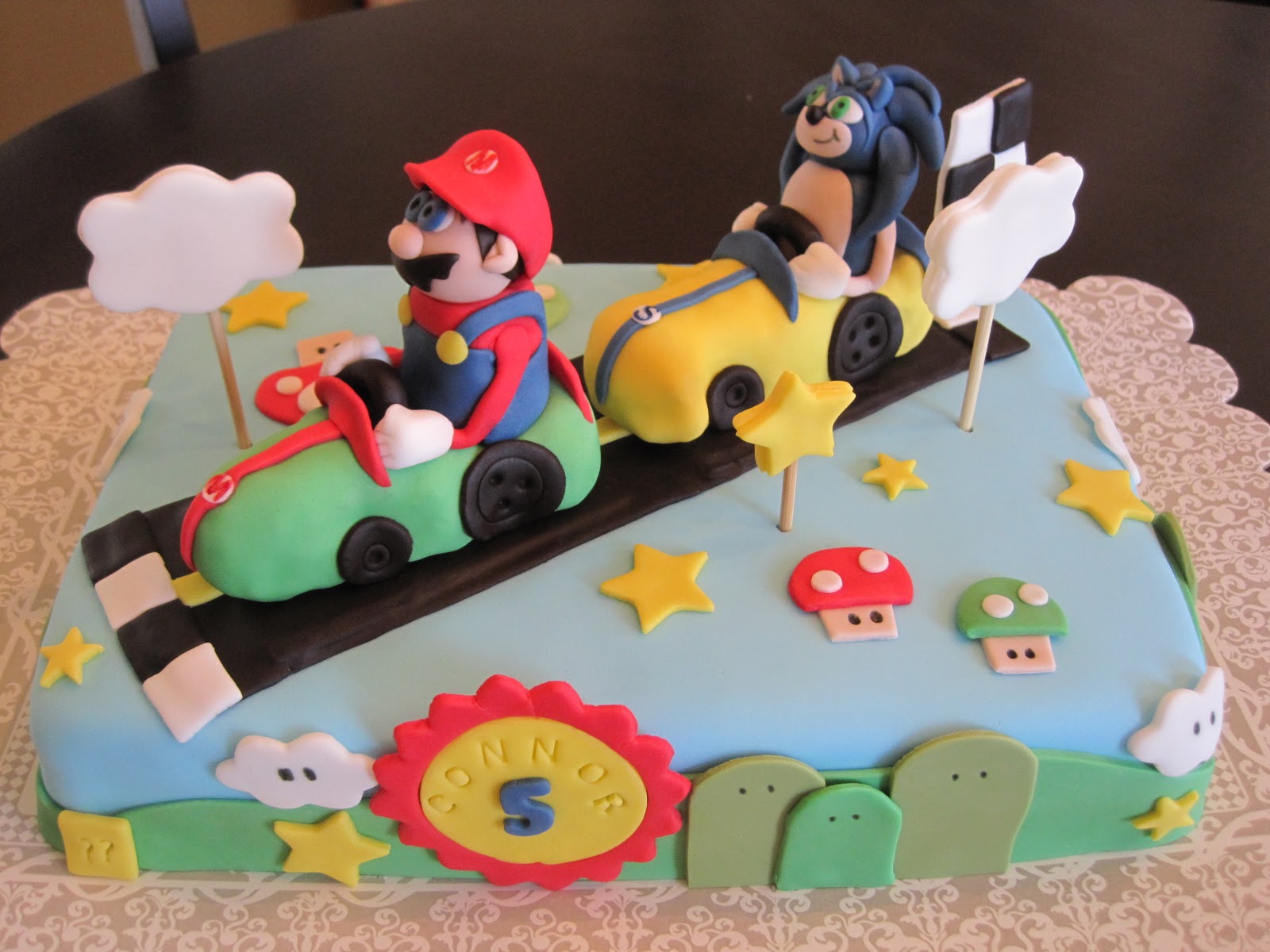 Creative Cakes by Lynn: Sonic & Mario Cake (g/f)