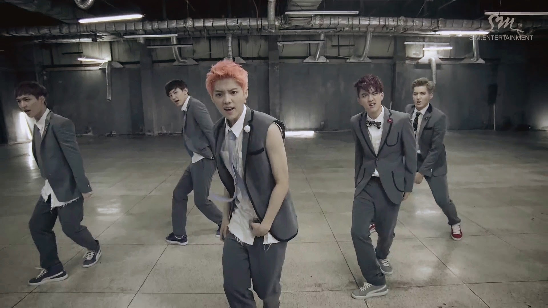 EXO: Growl MV και who-is-who | I say myeolchi // k-pop in greek