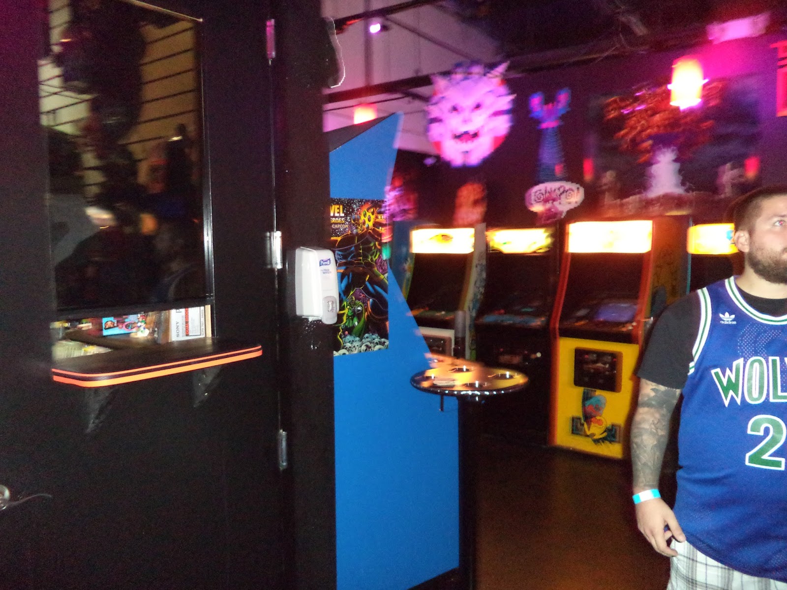 The Florida Dine and Dash: Player One Bar: Huge Great Idea in a Small ...