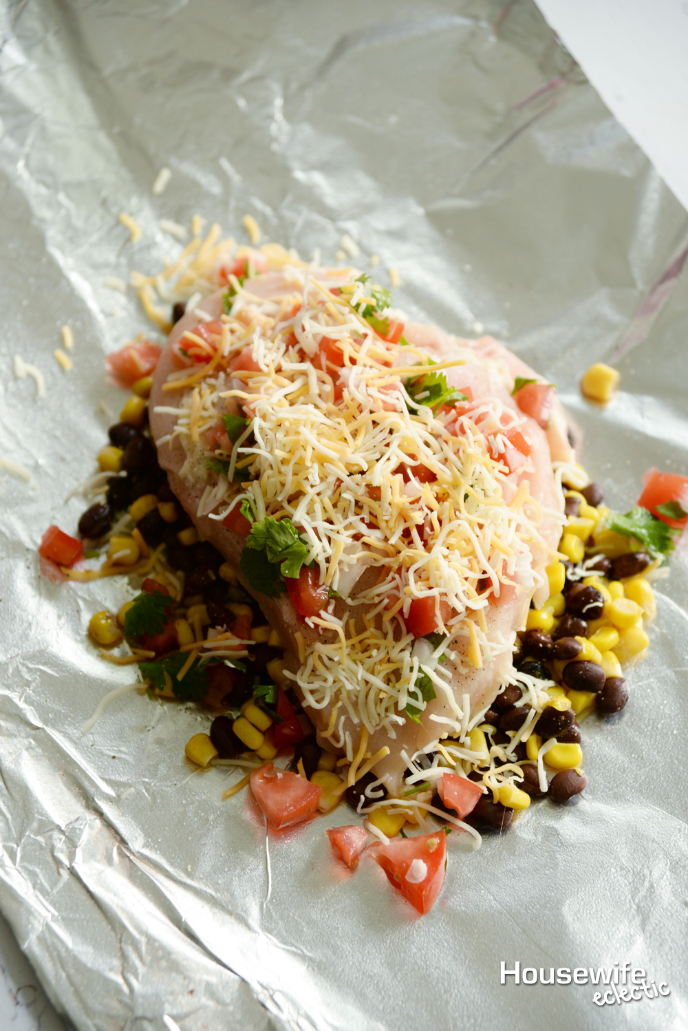 Southwestern Chicken Tinfoil Dinner - Housewife Eclectic
