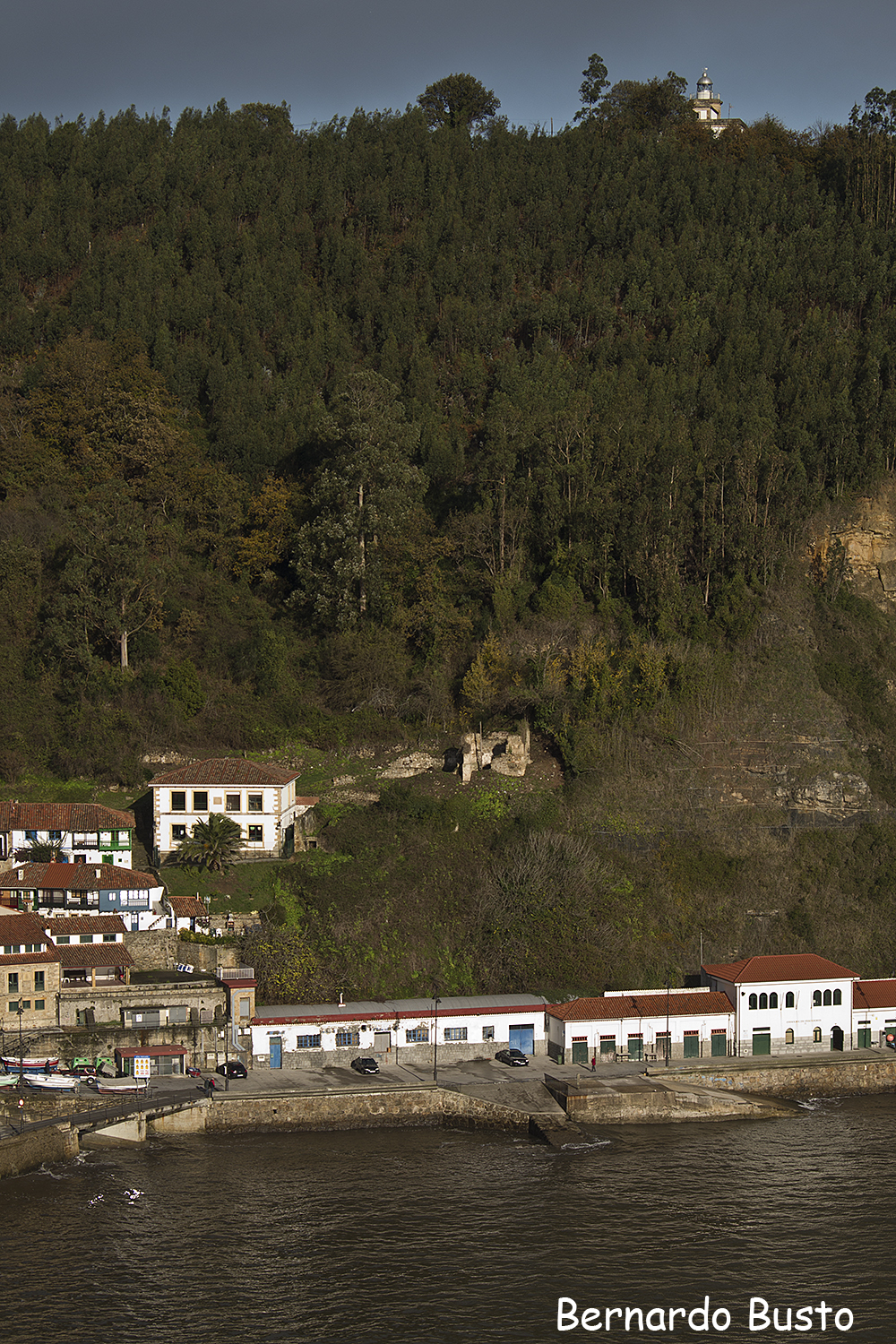 RÍA DE LA VILLA: Otra disculpa para visitar Tazones