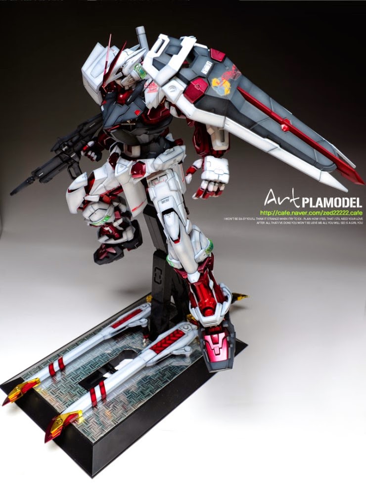 Custom Build: PG 1/60 Gundam Astray Red Frame