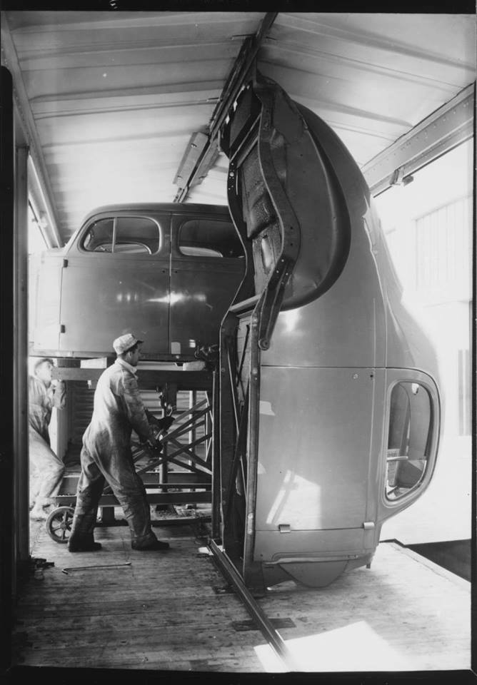 Industrial History: Carrying Automobiles in Boxcars