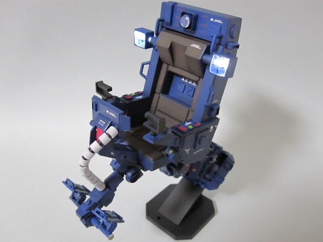 GUNDAM GUY: Mobile Suit Cockpit Seat w/ Monitor - Scratch Build