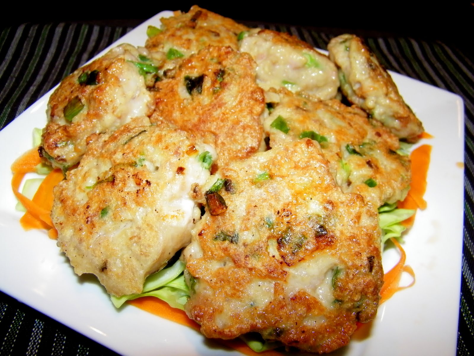 Little Bellevue Kitchen: Pan Fried Mixed Meat Patties