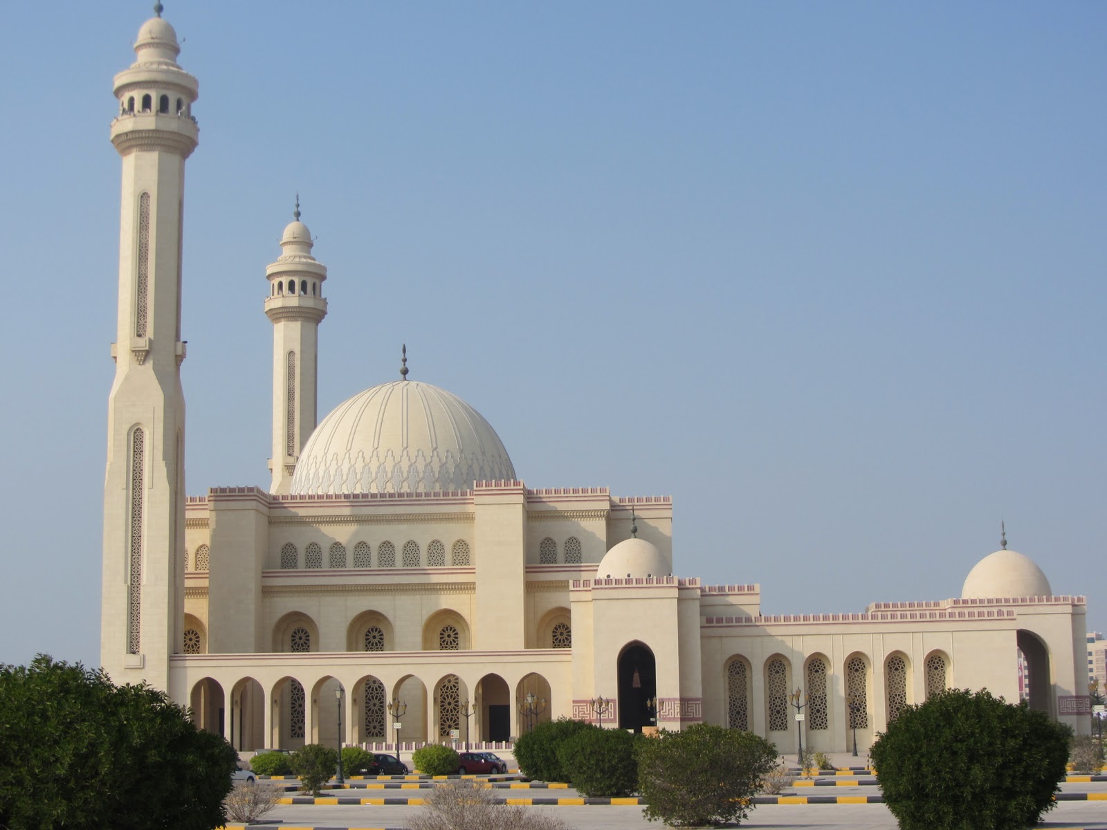 Bahrain - Travel Guide and Travel Info - Exotic Travel Destination