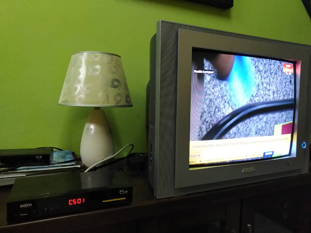 Life Begins at Forty: Astro NJOI decoder repair (Model: DS830NA)