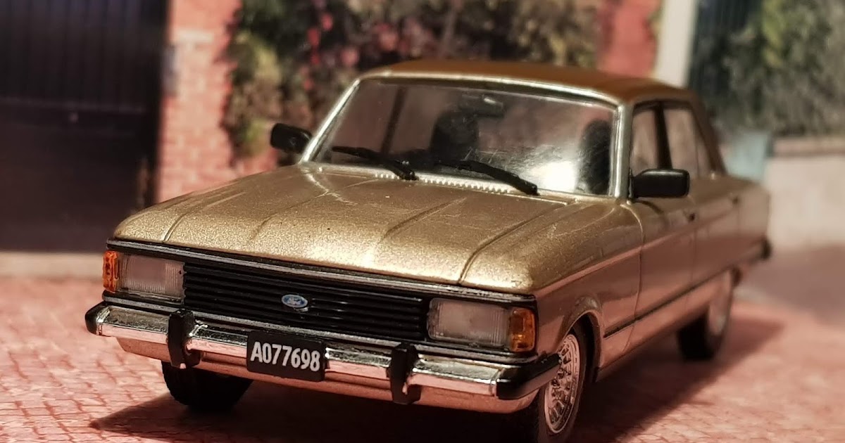 RetroAutosEnEscala: FORD FALCON GHIA (1982)
