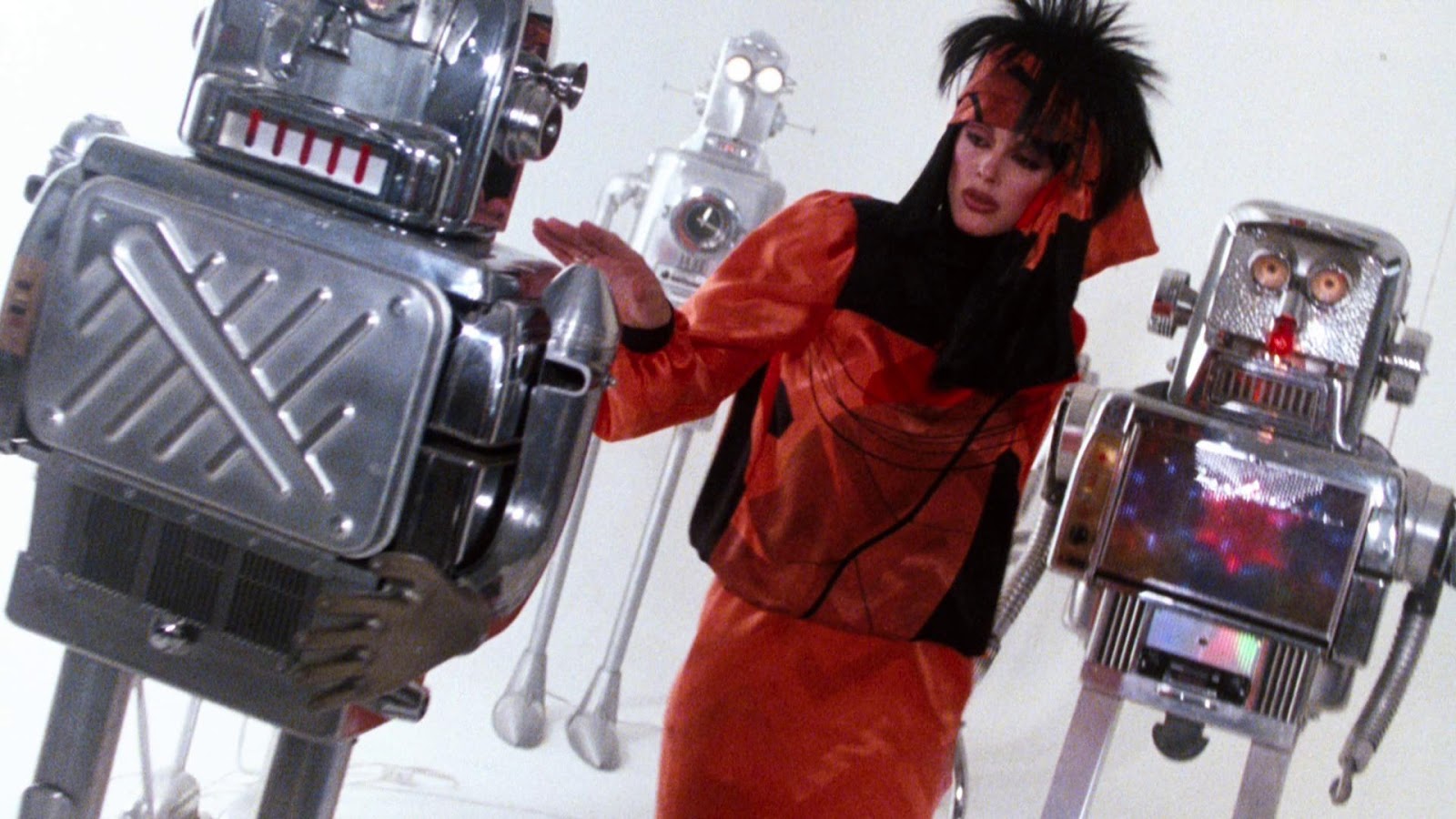 Cool Ass Cinema: Cobra (1986) review