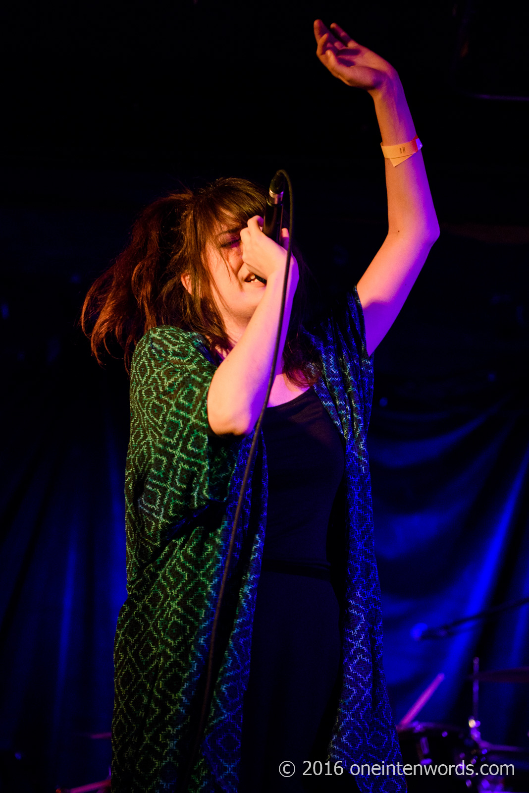 one in ten words: LOLAA at The Garrison - Concert Pictures