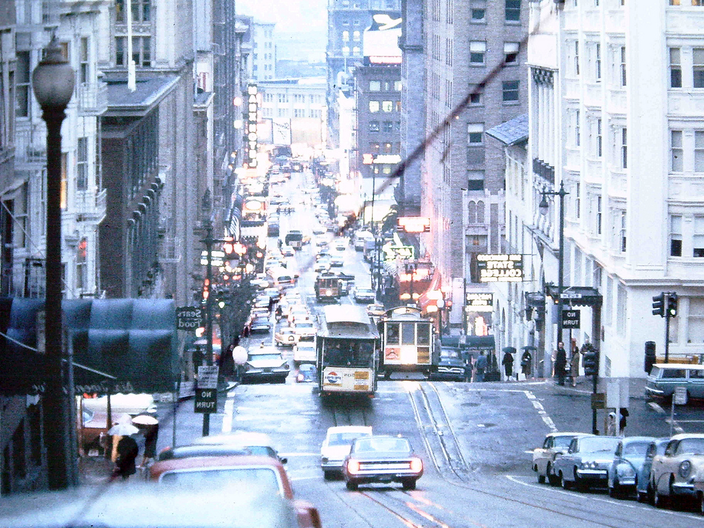 Found Snapshots Capture Everyday Life of California From Between the ...