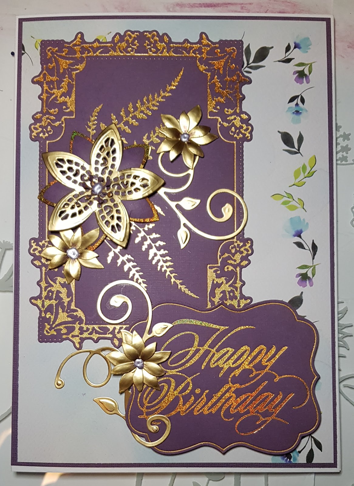 Jo's Crafty Place: Treasured Frames Floral Toppers