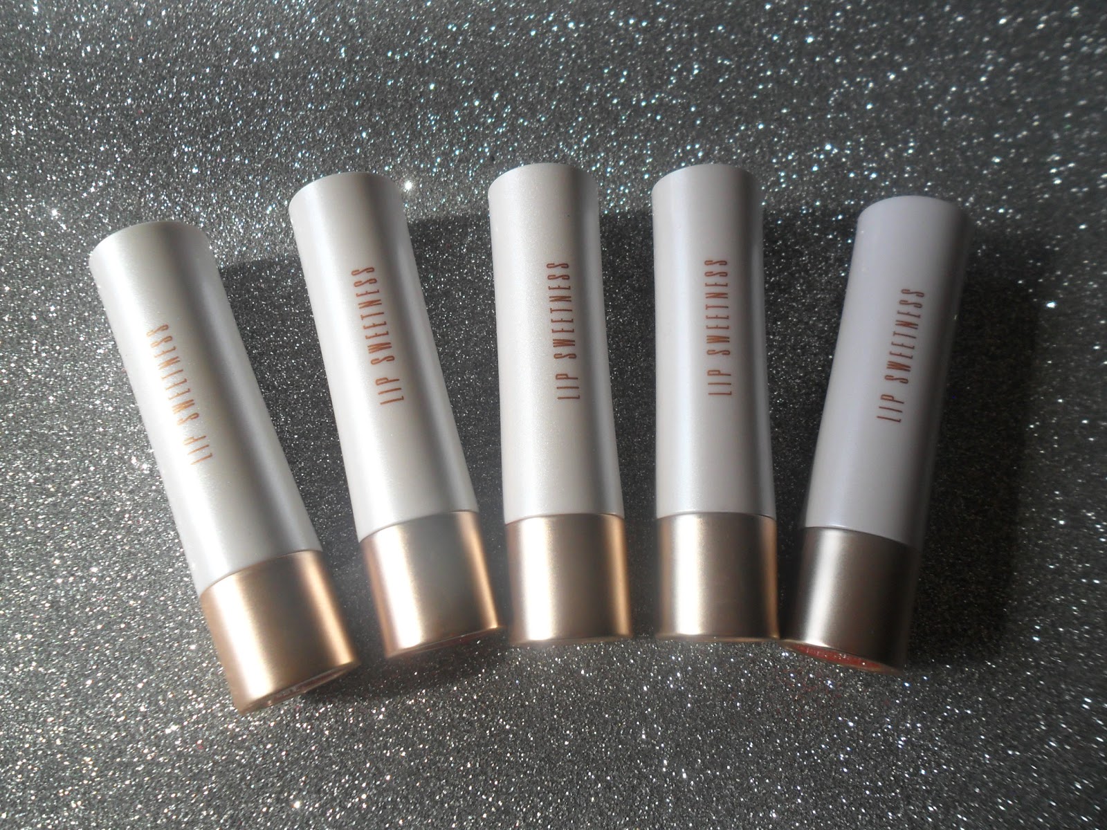 MINISO | Lip Sweetness Double Color Lipstick | Review and Swatches ...