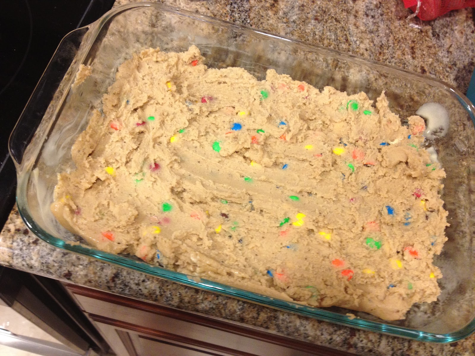 Yum Yums in my Tum Tums.: M&M Blondies. Looks like a cookie but tastes ...