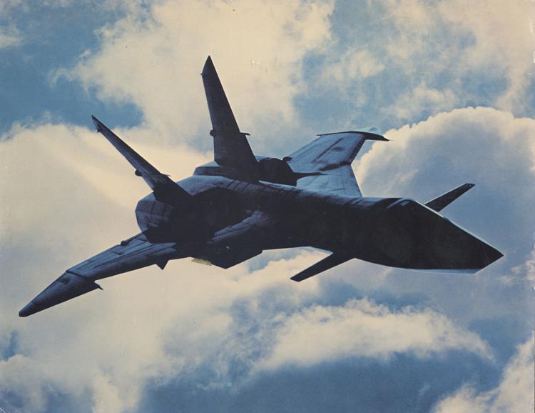 The Clint Eastwood Archive: Hollywood Auction reveals some rare Firefox ...