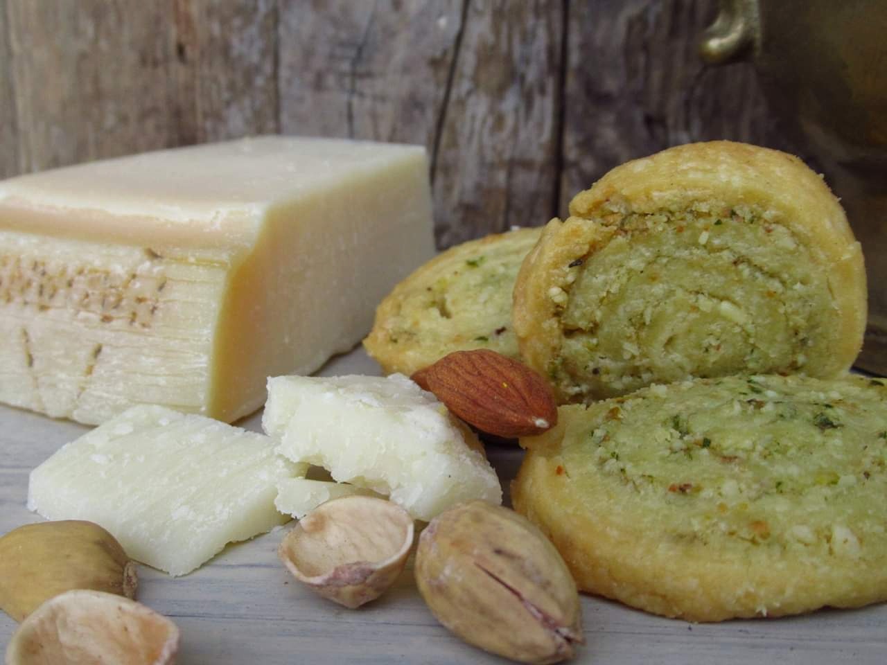 ćakula o spizi: Slane rolice od pistacija i maslina