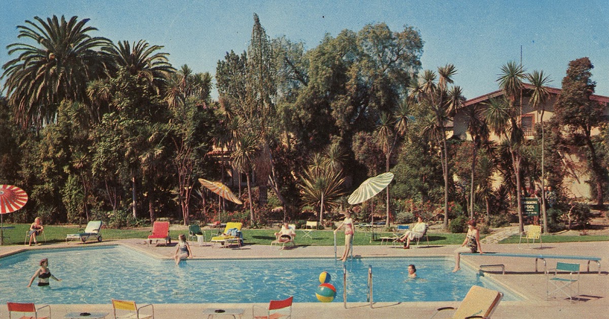 A Change In Scenery: the 1917 Santa Maria Inn