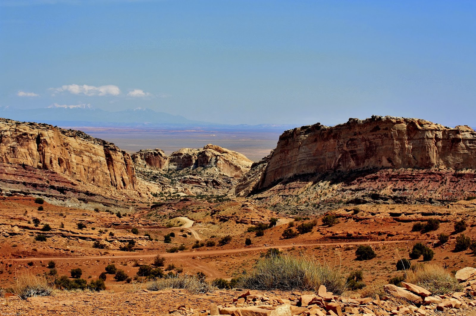 The Southwest Through Wide Brown Eyes: Oh Swell, the San Rafael Reef.