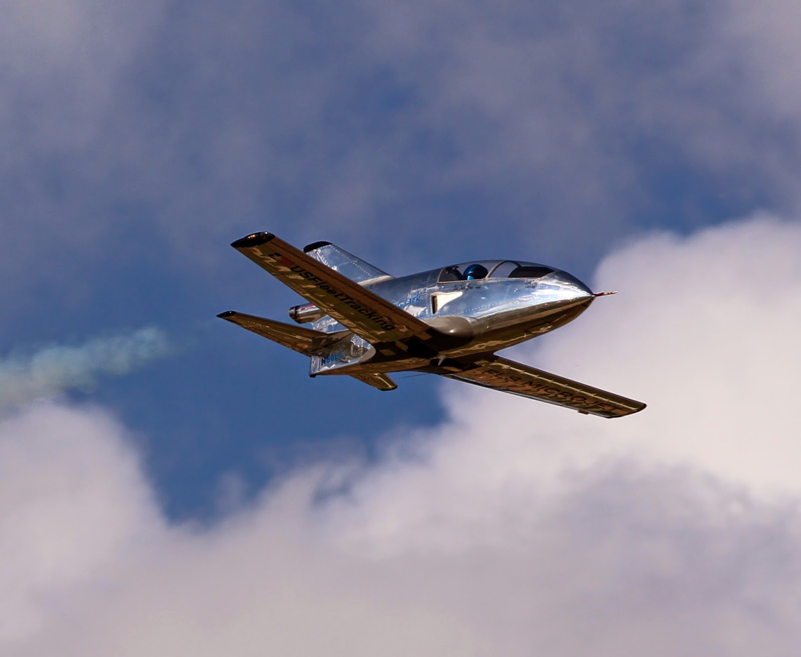 The Aero Experience: EAA AirVenture Oshkosh 2013: FLS Microjet