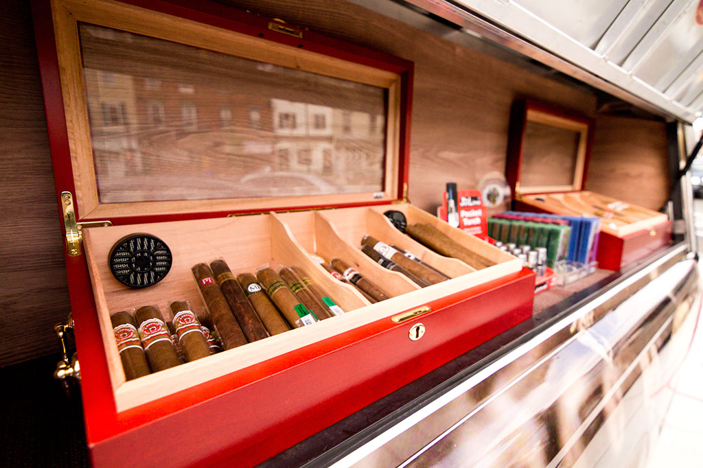 Xhale Lounge: The Mobile Cigar Lounge Is Stocked and Ready To Go!