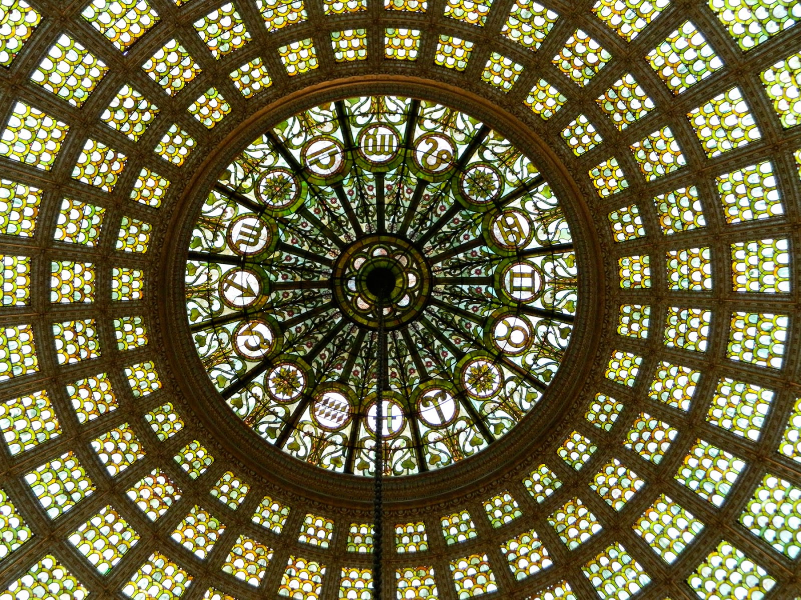 2016 American Glass Guild Conference: Chicago Stained Glass