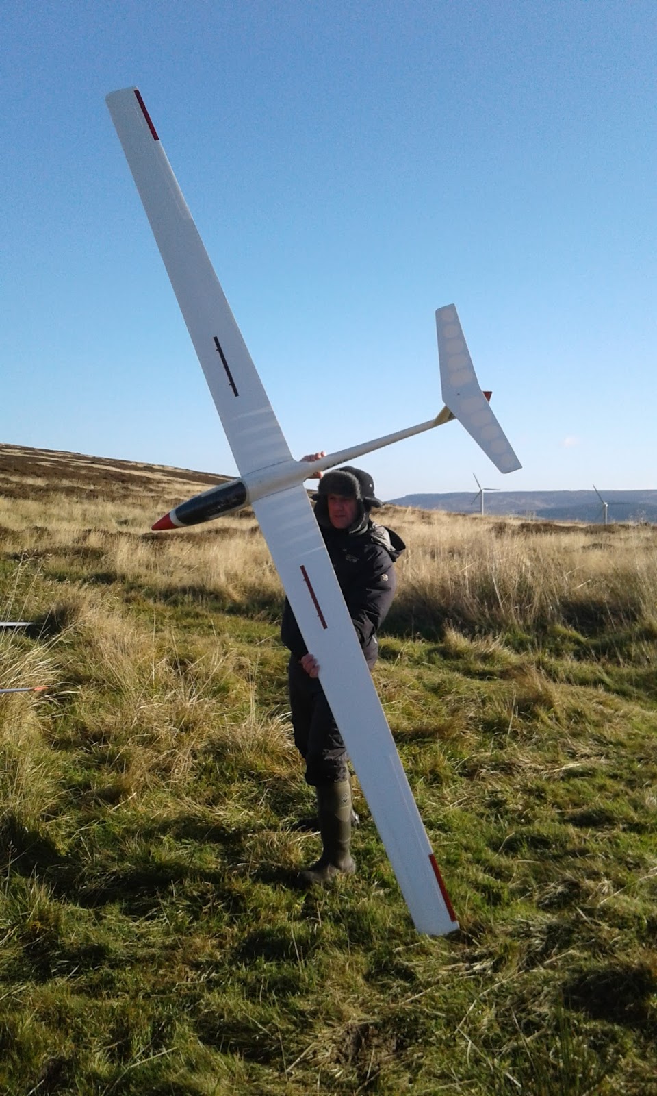 THE OH NO NOT ANOTHER HILL TO CLIMB HIGHLAND GLIDING CLUB: Gliding in ...