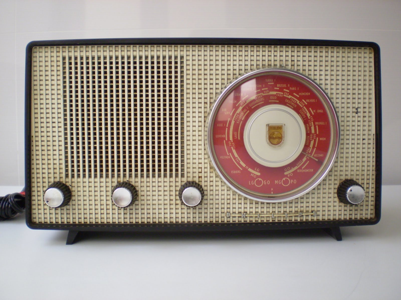 Vintagería: Radio Philips 1956