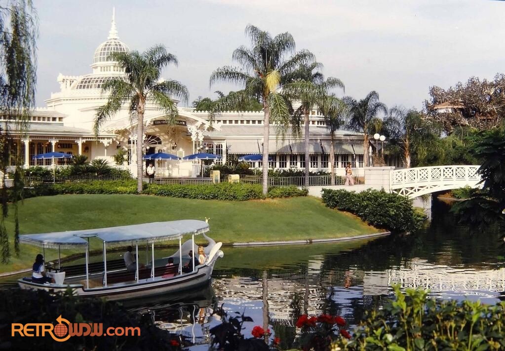 Insights and Sounds: Disney World's Plaza Swan Boats