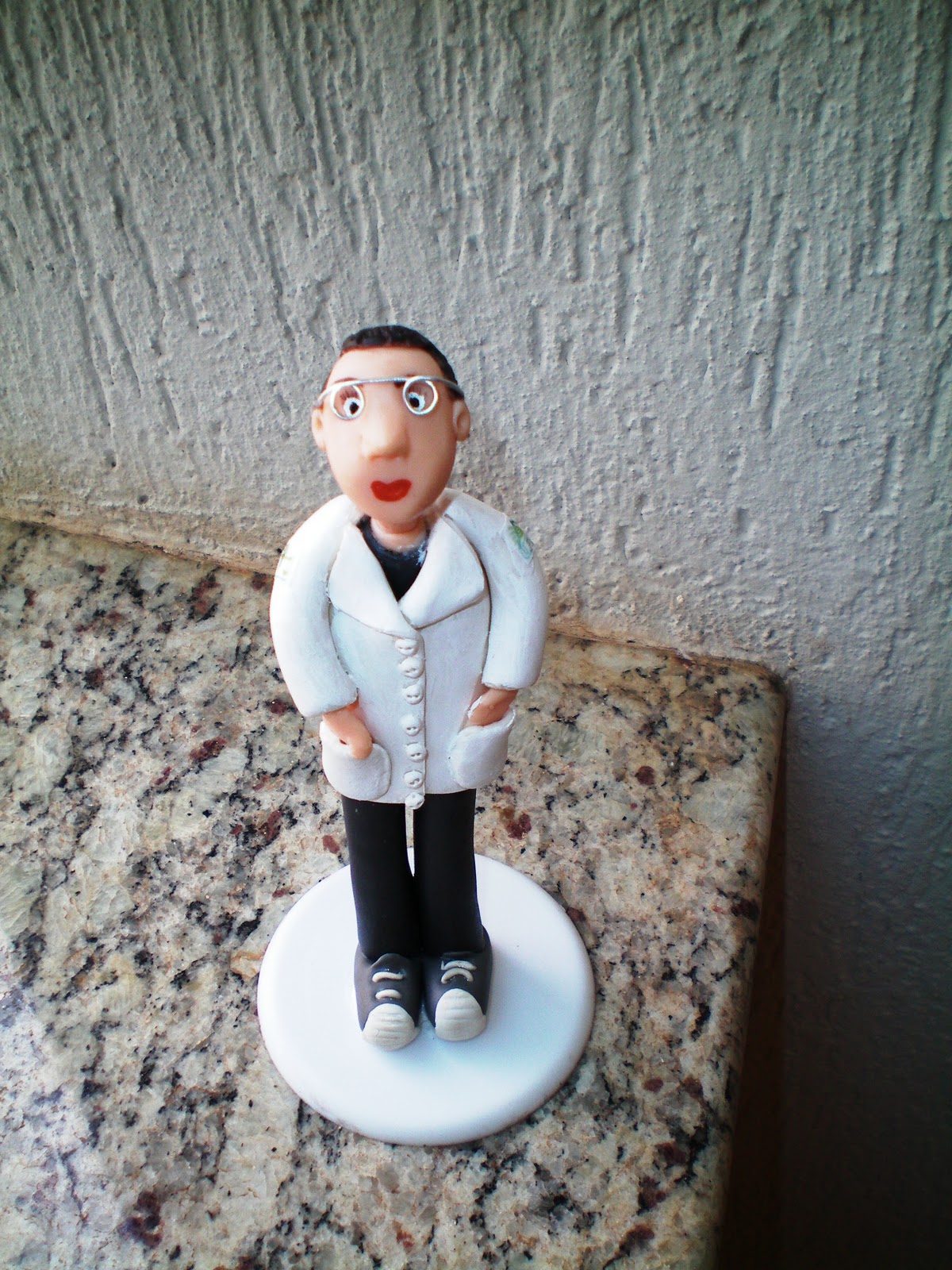 Biscuit da Cacá, feito para Você!: Boneco personalizado - Assistente Social