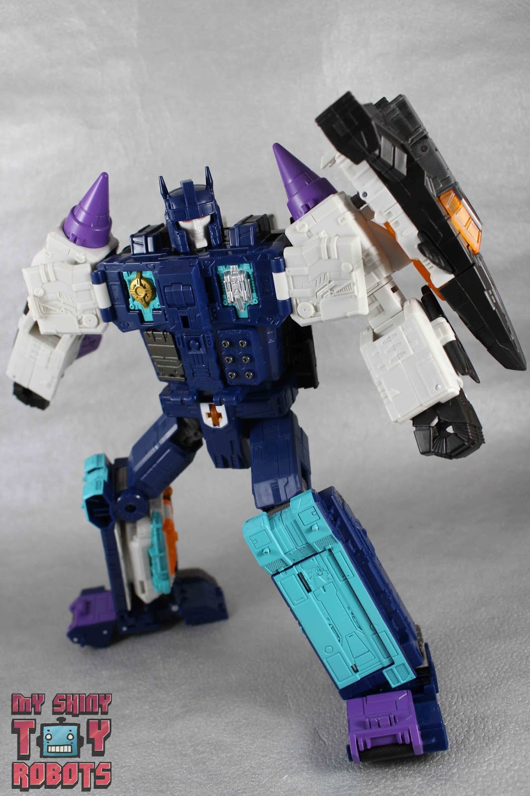 My Shiny Toy Robots: Toybox REVIEW: Transformers Legends LG-60 Overlord