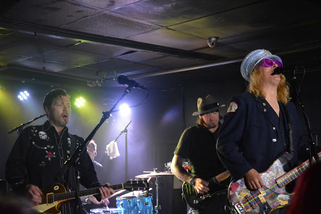 Joel Gausten.com: Never Enuff: Why Chip Z'Nuff Ain't Slowing Down