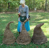 Catching The Moon: Weaving My Life: Make A Cornucopia for Autumn!