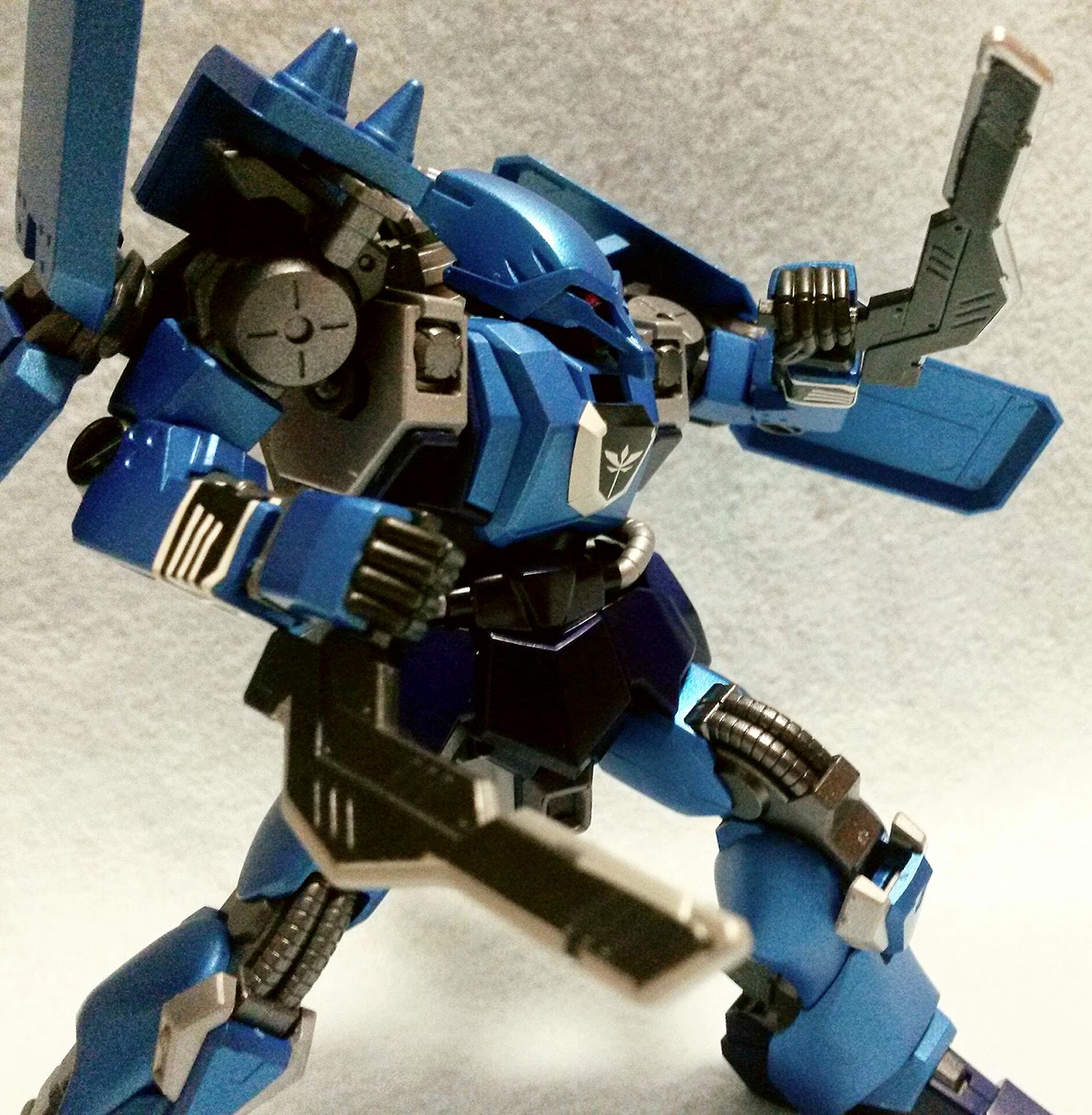 Gunplanerd: Kit Insight: HGUC 1/144 AMX-101E Schuzrum-Galluss [Heavy ...