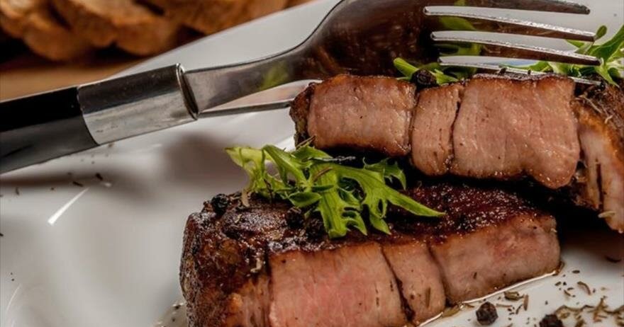 Comer carne roja aunque sea poca aumenta riesgo de muerte - Agaton