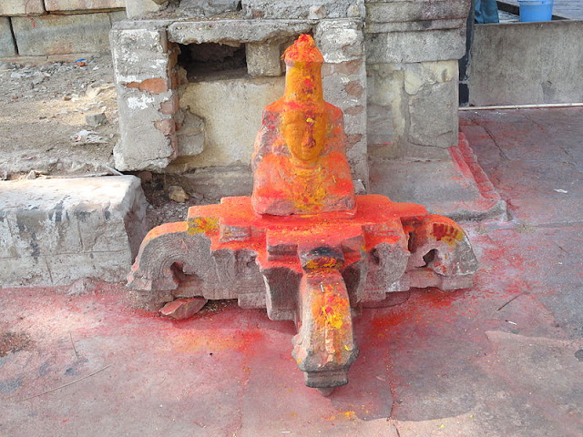 Hindu Temples of India: Alipiri Pathway, Tirumala, Tirupati, Andhra Pradesh