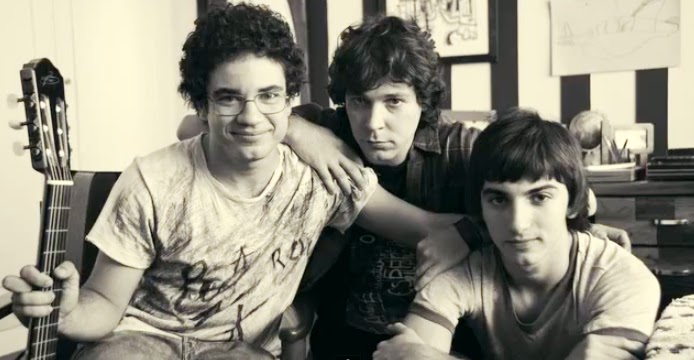 O Cinéfilo: SOMOS TÃO JOVENS