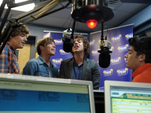 Harry Styles Argentina, One Direction: One Direction en Real Radio