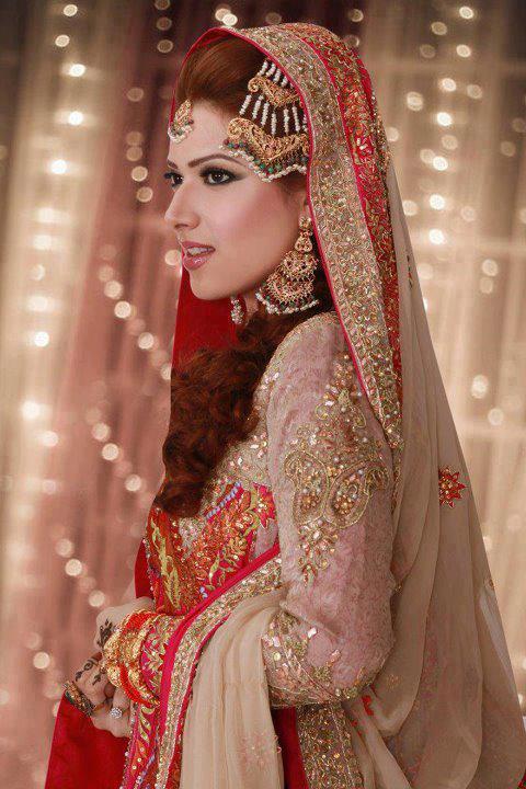Multimedia Collection: Most Beautiful Dulhan Style