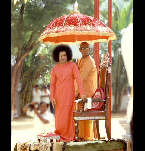 High Definition Photo And Wallpapers: sri sathya sai photos, god sai ...