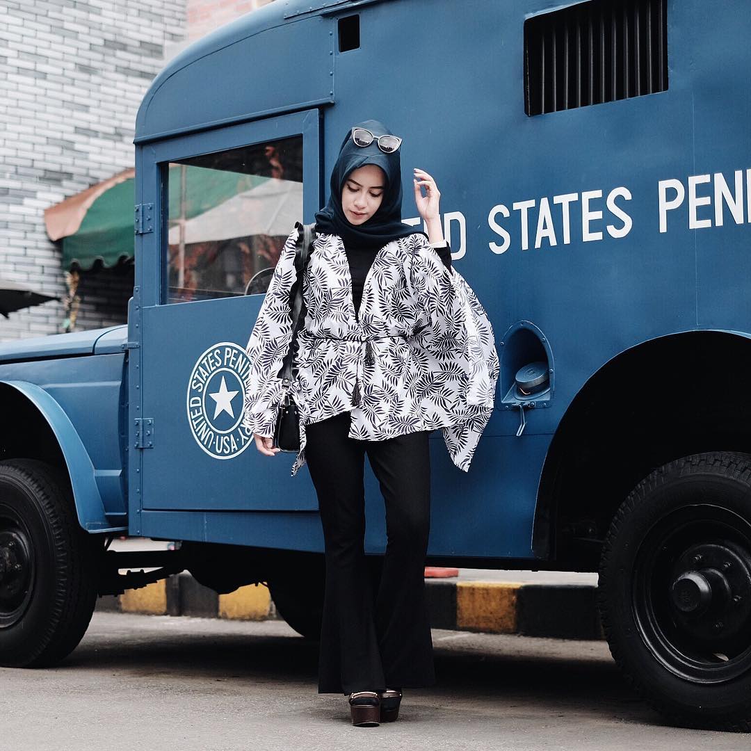 25+ Inspirasi OOTD Hijab ala Selebgram Terbaru