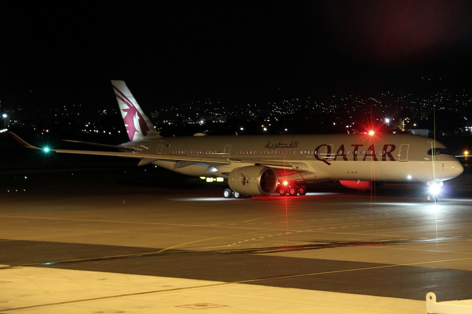 Adelaide Airport Movements: Qatar Airways A350-900 A7-ALP (1st Visit)